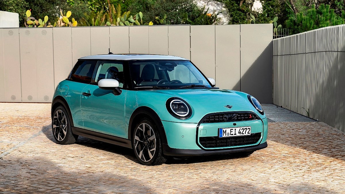Discover the Fifth Generation MINI Cooper S and Electrified MINI Countryman: Innovative ...